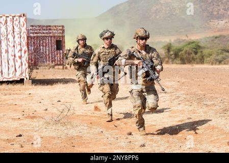 Paratroopers from the 173rd Infantry Brigade Combat Team (Airborne ...