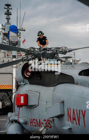 SINGAPORE (Jan. 23, 2023) Aviation Structural Mechanic 3rd Class Joshua ...