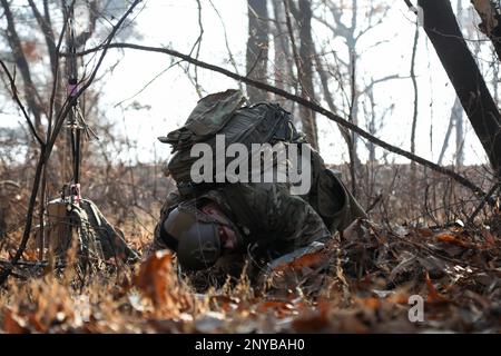 An Explosive Ordnance Disposal Specialist with 718th EOD Company, 23rd ...