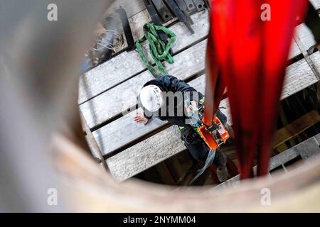Bremen, Germany. 02nd Mar, 2023. The new peace bell, also called "Brema ...