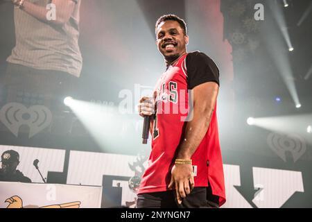 Theron "Uptown AP" Thomas and Timothy "A.I." Thomas of R. City perform ...