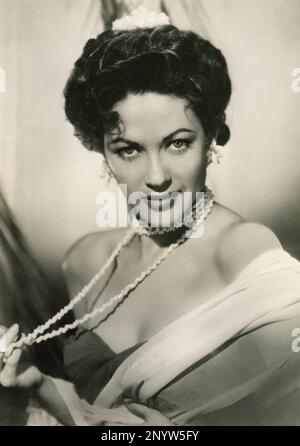 The Canadian actress Yvonne De Carlo posing on the cover of the women's ...