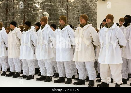 Soldiers from Charlie Troop, 3-71 Cavalry Regiment, 1st Brigade Combat ...