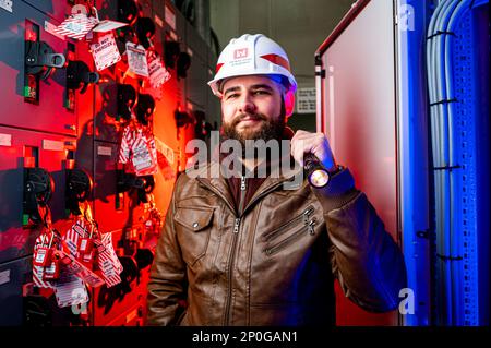 Troy Weber, an electrical engineer who specializes in control systems ...
