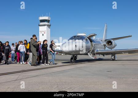 Students and teachers from Grover C. Fields Middle School take a group ...