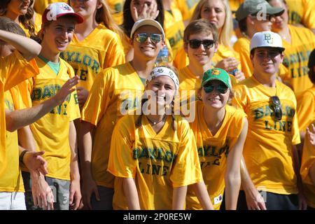 October 15, 2016: Baylor Bears running back Wyatt Schrepfer (31) during ...