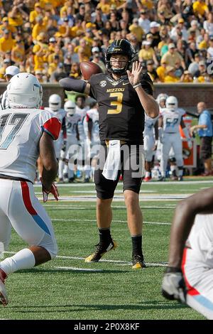 24 SEP 2016: Missouri Tigers quarterback Marvin Zanders (2) runs the ...