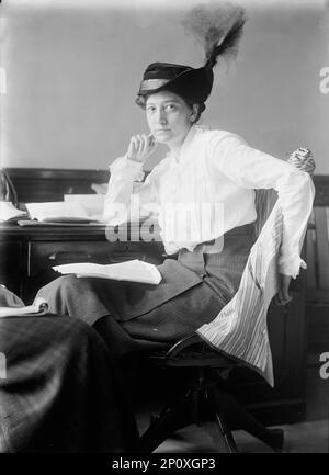 McCormick, Medill, Mrs., portrait photograph, 1927 Stock Photo - Alamy