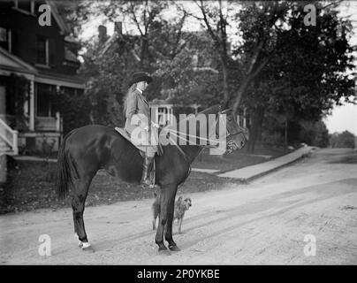 Major General Leonard Wood, U.S. Army, 1913 Stock Photo - Alamy