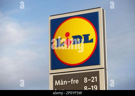 A Lidl grocery store, Motala, Sweden Stock Photo - Alamy