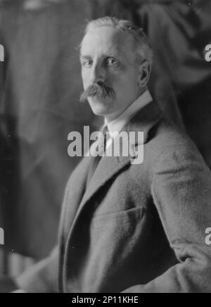 Guinness, Benjamin, Mr., portrait photograph, 1916 Jan. 6 Stock Photo ...