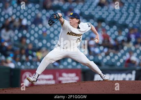 Michigan Wolverines pitcher Connor O'Halloran (39) delivers a pitch to ...