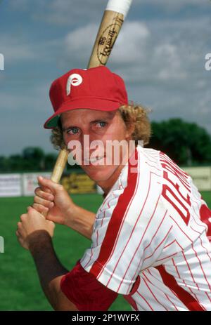 Philadelphia Phillies Bob Dernier (24) in action during a game from his ...