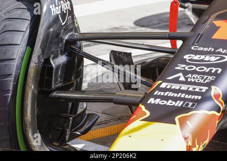 Red Bull Racing RB19, mechanical detail of the floor, suspension ...