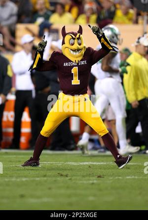 29 October 2015: Arizona State Sun Devils mascot Sparky dances on the ...