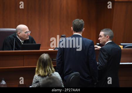 Judge Randy I. Bellows listens to closing arguments during the murder ...