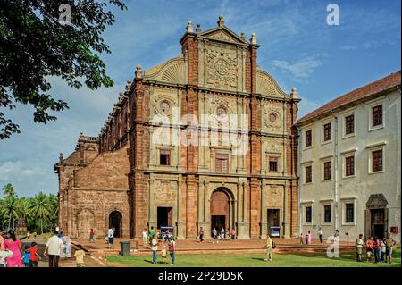 Red Laterite Chira Jambha stone used in hous construction in Konkan ...