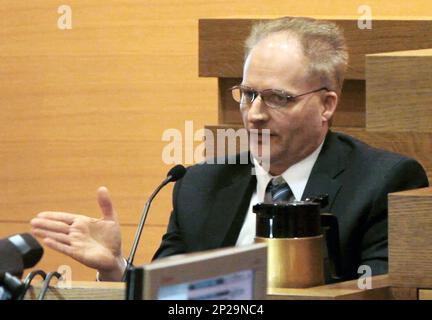 Paul Christos of White Plains, N.Y. testifies during the murder trial ...