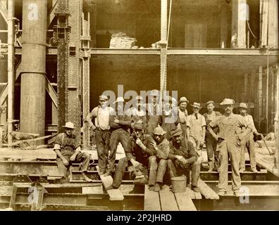 Laborers early 1900s, Construction Workers, Builders, Building Under ...