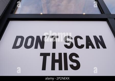 Seattle, USA. 26 Feb, 2023. A dont scan this sign Stock Photo - Alamy