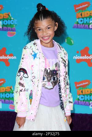 Madison Skye Validum arrives at The 2023 Nickelodeon Kids Choice Awards ...