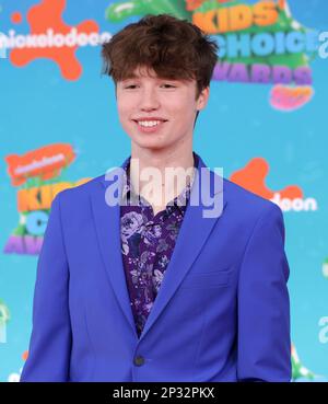 LOS ANGELES - MAR 4: Owen Holt at the Kids Choice Awards 2023 at the ...