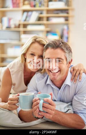 Man spend day off at home using modern laptop Stock Photo - Alamy