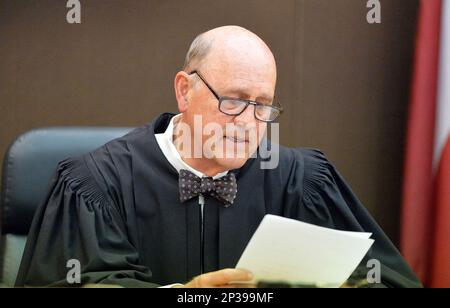 Fulton County Superior Court Judge Jerry Baxter listens as defense ...