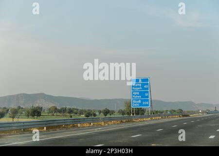Some traffic signs along the Delhi-Mumbai Expressway in India on a ...