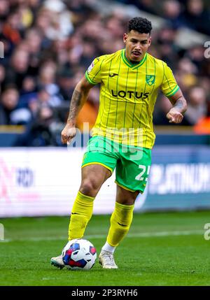 Norwich City's Onel Hernandez during the Sky Bet Championship match at ...