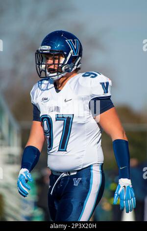 22 NOV 2014: Villanova Wildcats defensive end Reggie Paris (88) ready ...
