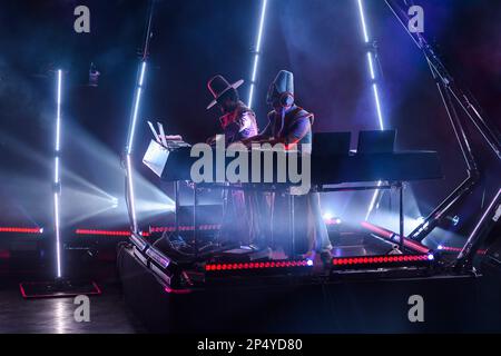 The norvegian electro pop band Royksopp performs live in Brussels | Le ...