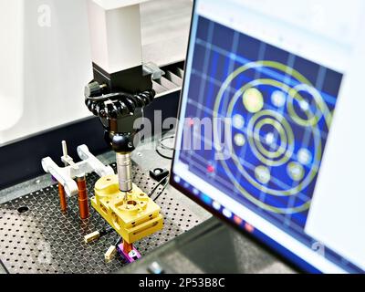 Contracer contour measuring systems with monitor Stock Photo - Alamy
