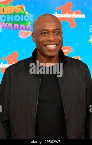 LOS ANGELES - MAR 4: Phill Lewis at the Kids Choice Awards 2023 at the ...