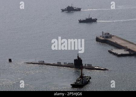 USS Cheyenne submarine arrives in Busan The USS Cheyenne, a U.S ...
