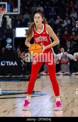 MINNEAPOLIS, MN - MARCH 05: Ohio State Buckeyes guard Emma Shumate (5 ...