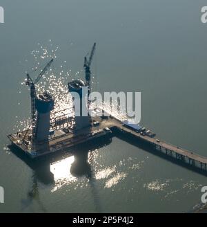 Aerial photo shows the Xunjiang River Grand Bridge of Pingnan-Cenxi ...