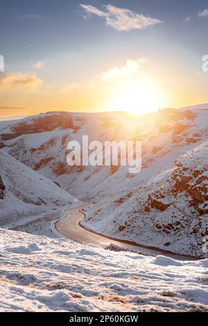 Winter scene of Winnat's Pass, Peak District, Derbyshire, England ...