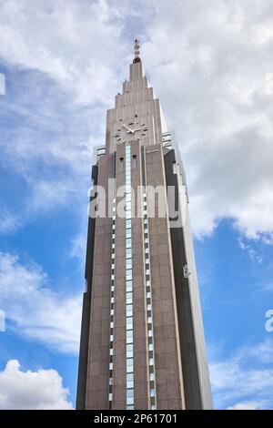 NTT DoCoMo Yoyogi Building, designed by Kajima Design, 2000; Shibuya ...