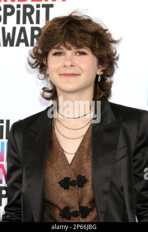 Lily McNeil at arrivals for Film Independent Spirit Awards - Part 3 ...
