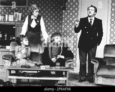 Julie Walters (Vera) in BREEZEBLOCK PARK by Willy Russell at the ...