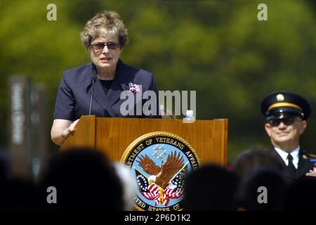 Retired U.S. Marine Corps Lt. Gen. Ronald S. Coleman speaks during his ...