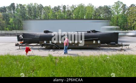 H L Hunley Civil War Submarine Replica The Charleston Museum Charleston ...