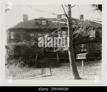 Berenice Abbott, Untitled [Walter Channing House, Brookline, MA], 1934 ...