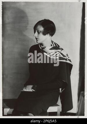 Berenice Abbott, Portrait of Bronja Perlmutter , 1926, printed 1982 ...