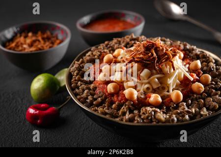 Egyptian Koshary images, Traditional Egyptian food, Delicious Koshary ...