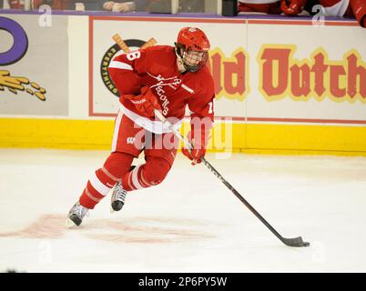 Wisconsin Badgers Joseph LaBate (16) handles the puck during warmups ...