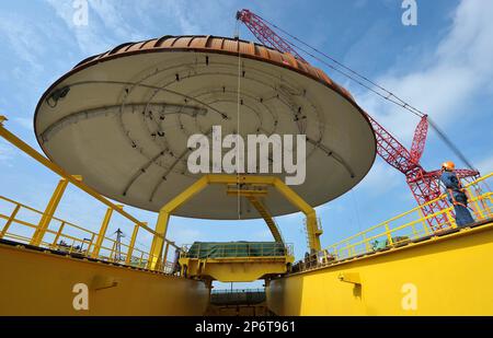 Reactor containment dome Stock Photo - Alamy
