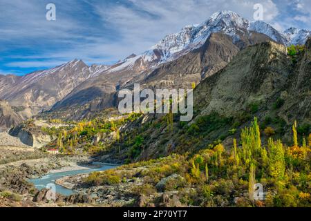 Taken @Hunza, North Gilgit-Baltistan, Pakistan Stock Photo - Alamy