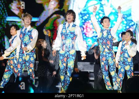 Japanese pop band SMAP members Kimura Takuya, Nakai Masahiro, Goro ...